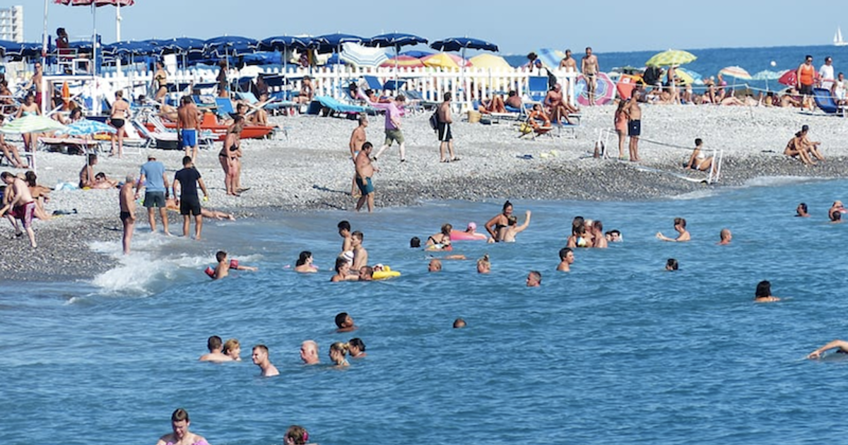 Det er viktig å skape badeplasser i prosjektene, skriver Rainer Stange ...